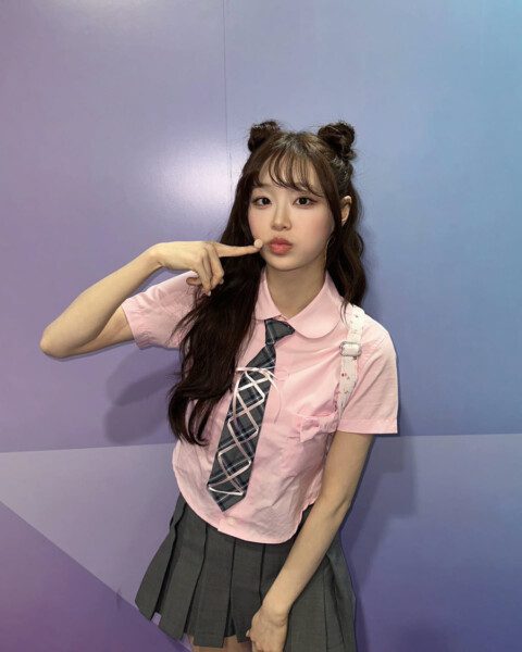 Chuu Returns with Nostalgic Groove: Exploring the Story and Fan ...