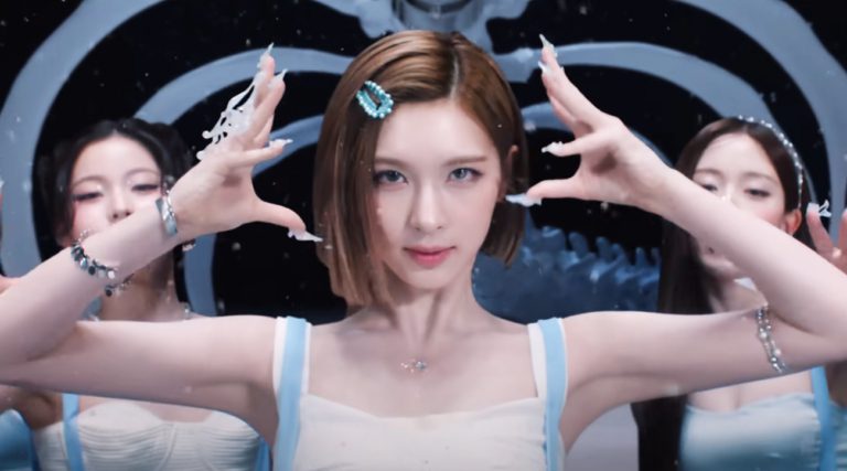 NMIXX(엔믹스) Unveils “Blue Valentine” M/V with Cinematic Fashion Flair ...